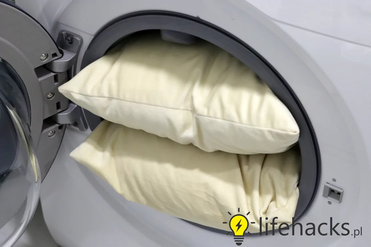 Jak prać poduszki z pierza w pralce? Porady i sposoby